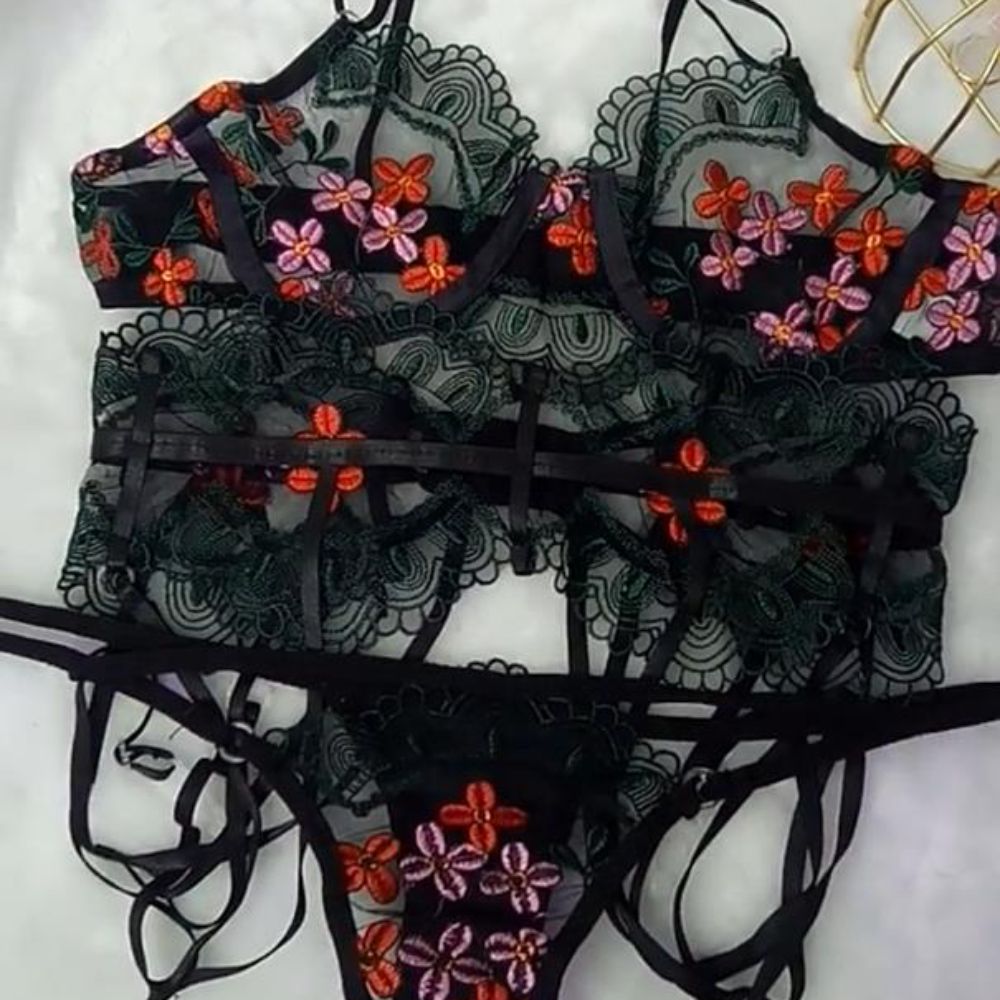 Lenceria de 3 Piezas con Bordado Floral, de Encaje Sexy para Mujer – Farren Store